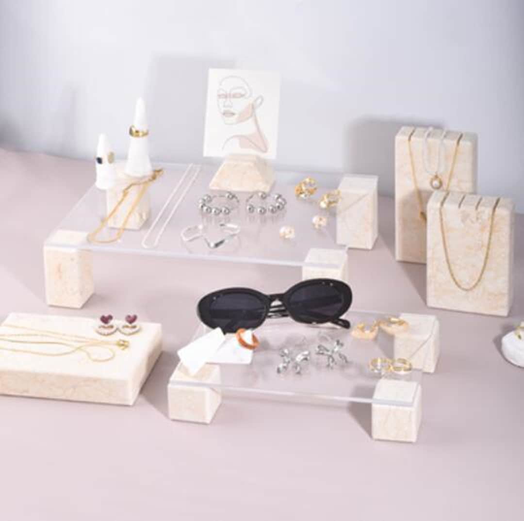 Stone Jewelry Display, Acrylic Jewelry Display, Accessories Display ...