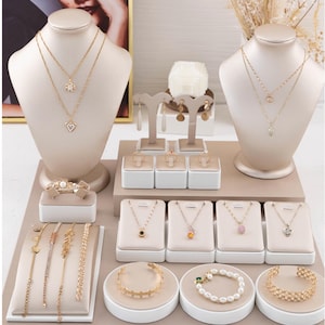 Gold Jewelry Display, Jewelry Holder, Necklace Display DS2231 - Etsy