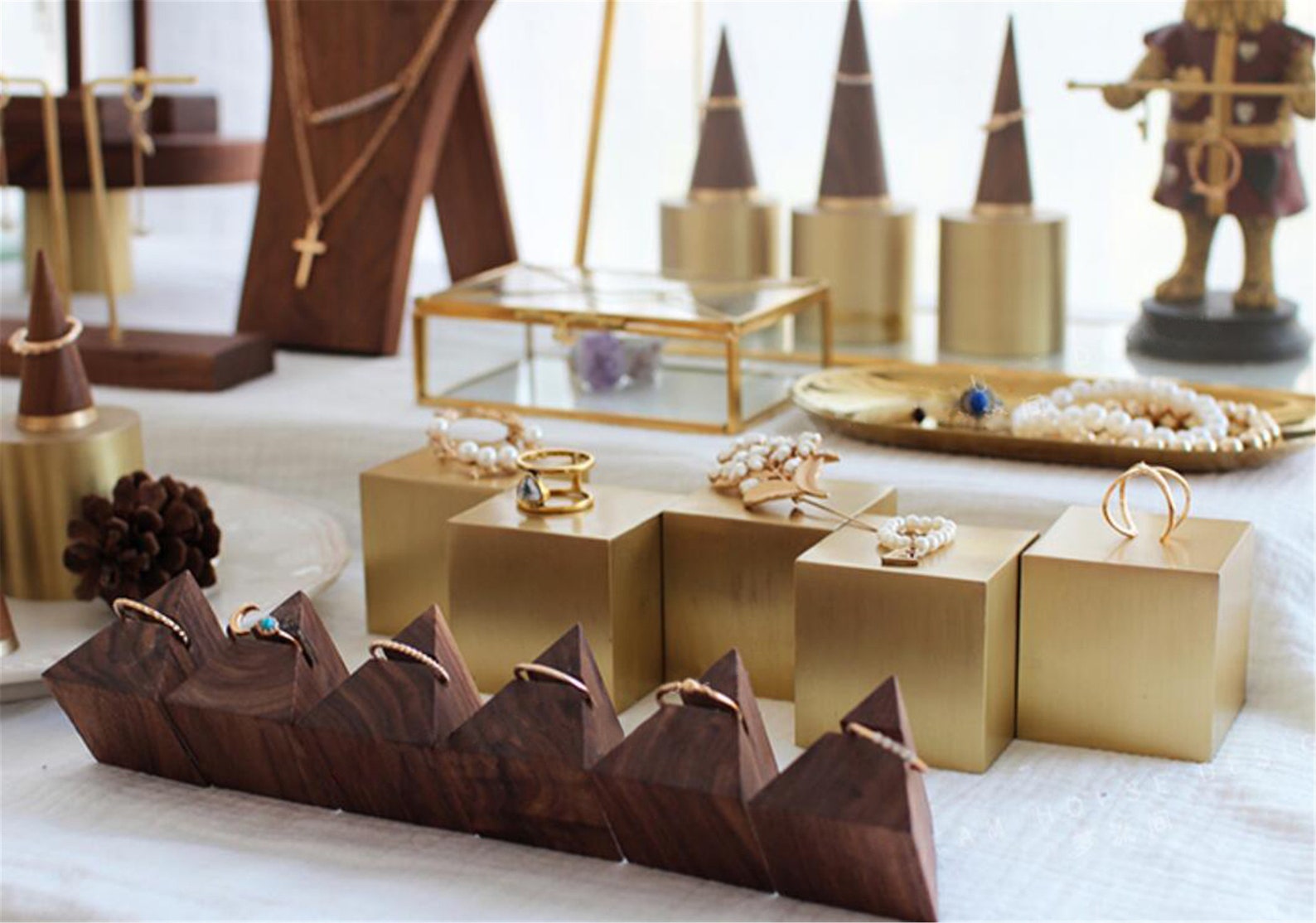 Walnut Wood Jewelry Display Wood Ring Stand Holder Wood - Etsy