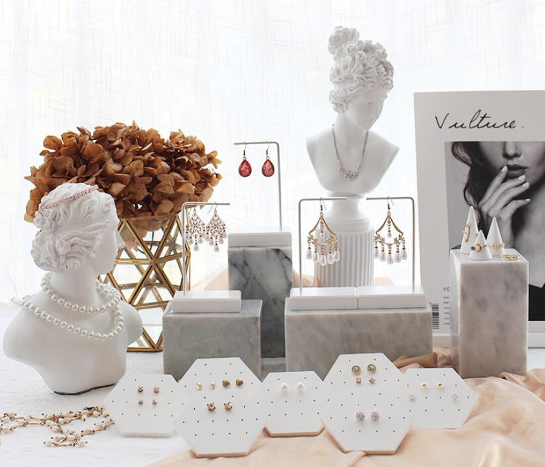 White Marble Jewelry Display, White Jewelry Organizer Stand, White ...