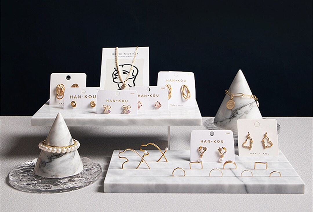 White Marble Jewelry Display, White Jewelry Organizer Stand, White ...