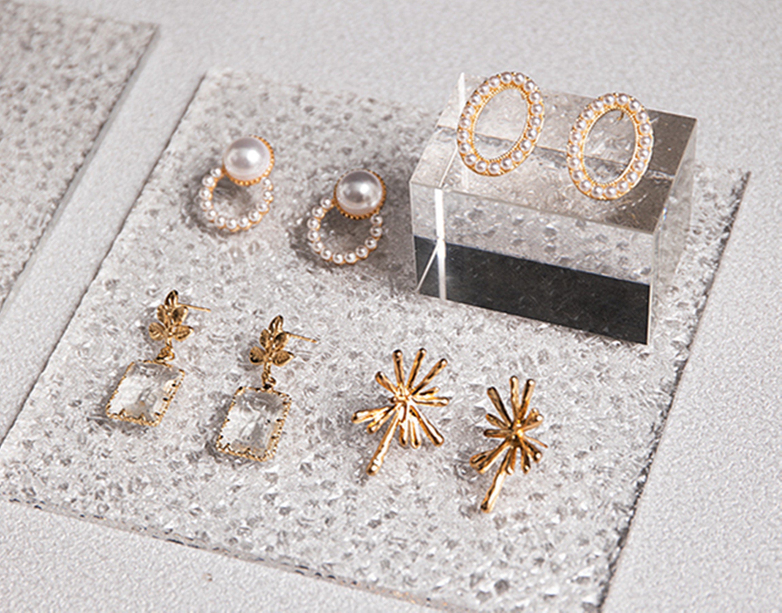 Wave Acrylic Jewelry Display,acrylic Jewellery Organizer Display for ...