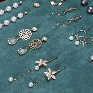 Green Jewelry Display, Jewelry Organizer Stand, Jewellery Display ...