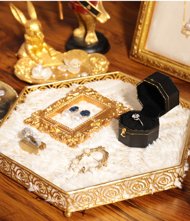 White Jewelry Display Frame Necklace Display Stand Jewelry - Etsy