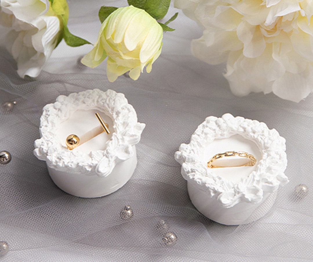 Gypsum Ring Display, White Ring Stand, White Jewelry Display DS1925 - Etsy