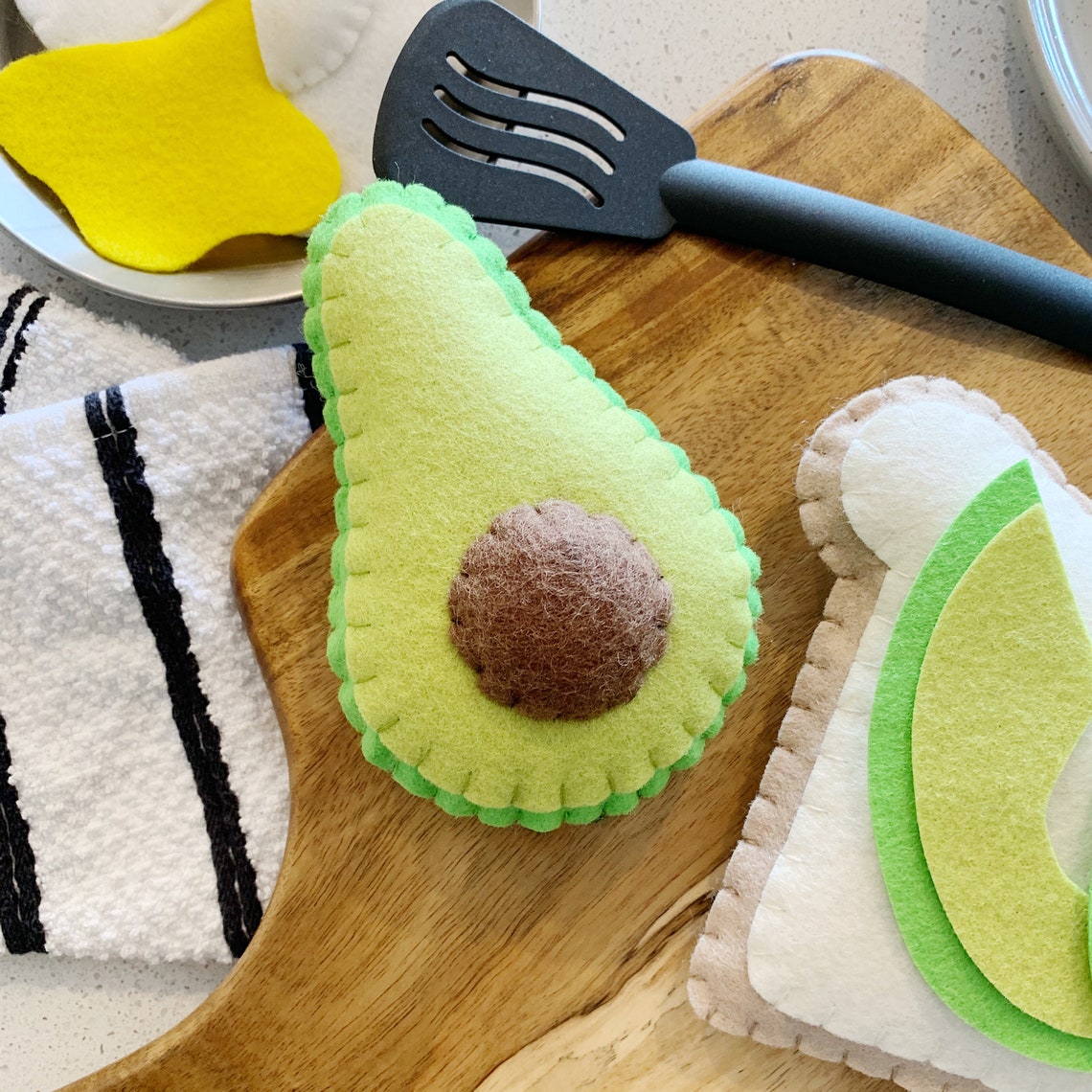 Felt Food Avocado, Felt Fruit, Play Food Avocado on Toast, Felt Food ...