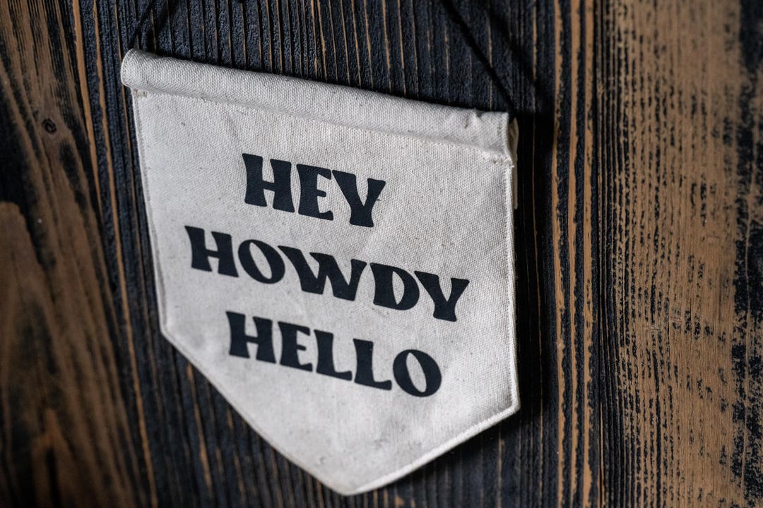 Hey Howdy Hello Wall Hanging - Etsy