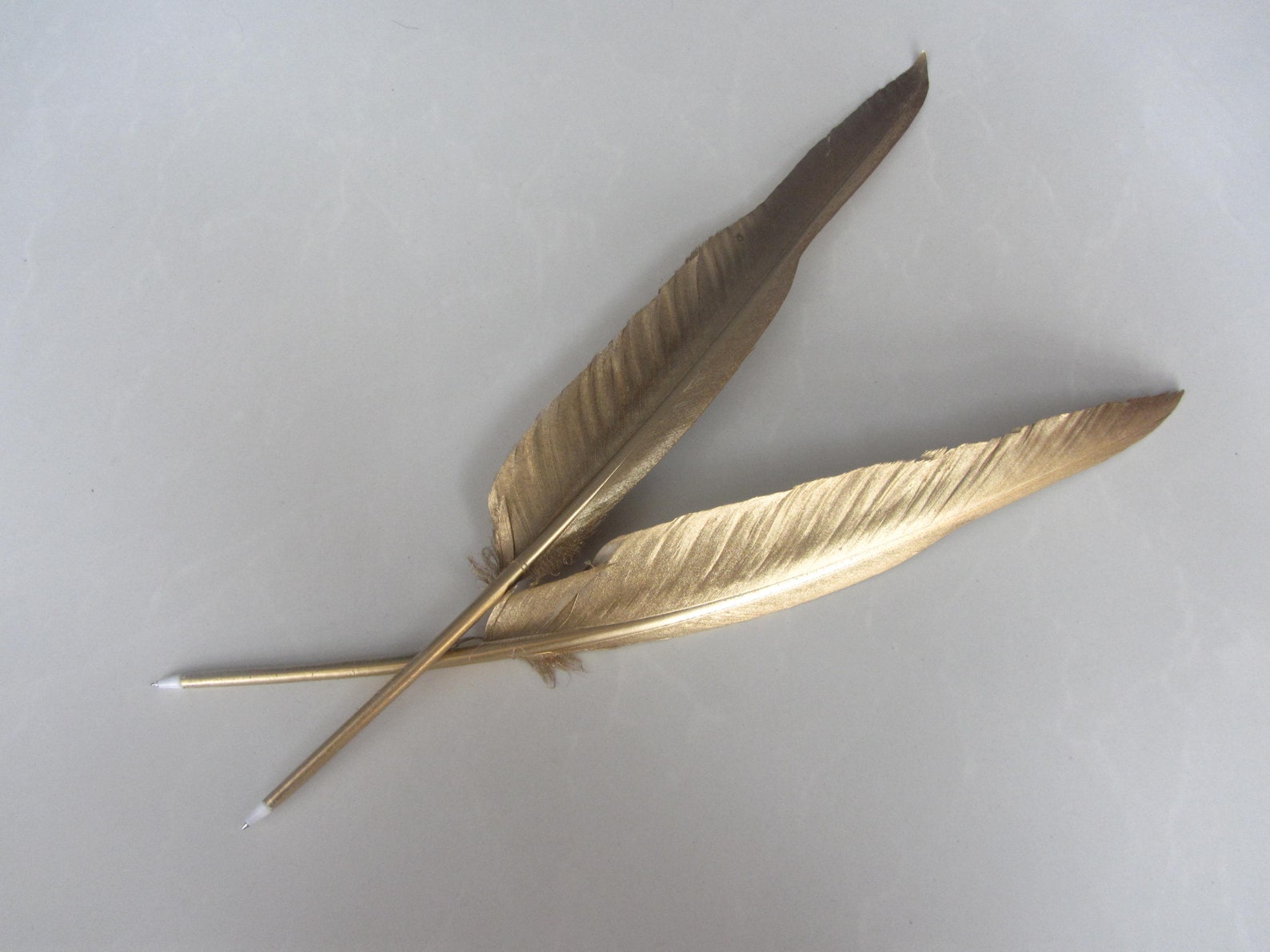 2 Gold Turkey Quill feather pen Golden wedding pen Feather | Etsy