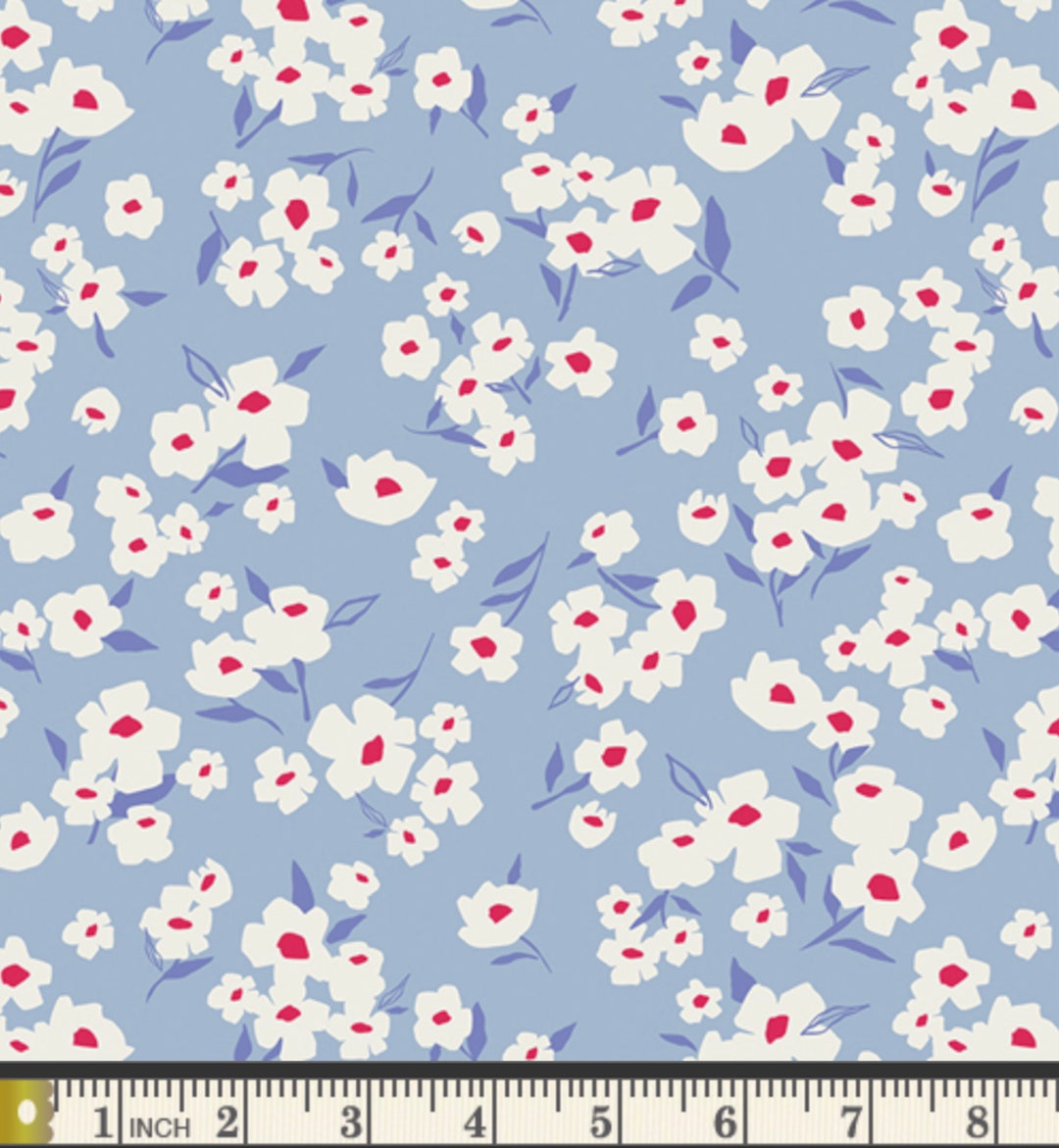 Periwinkle Floral Fabric | Art Gallery Fabric Spring Daisies ...