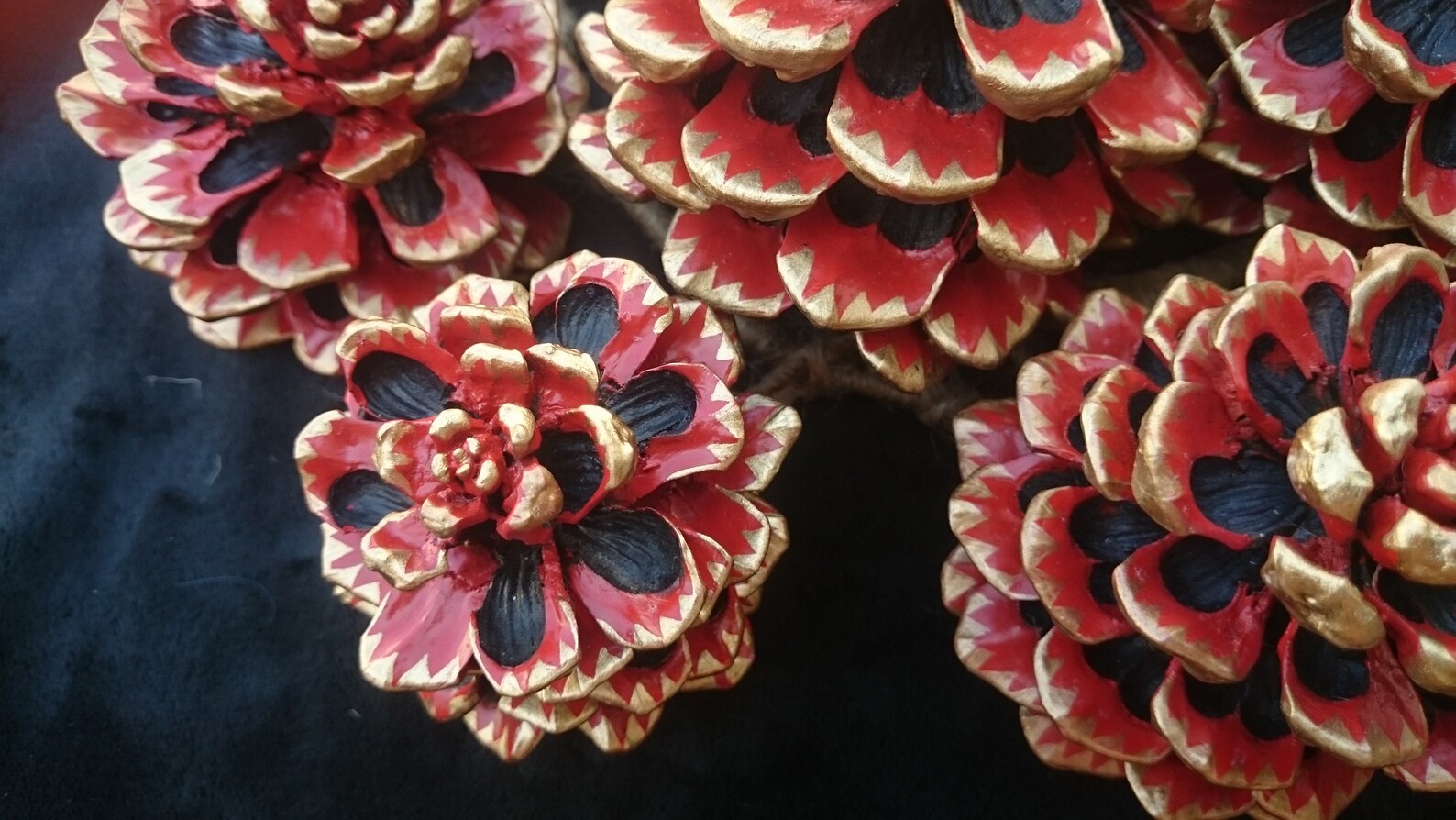 Brush Painted Pine Cones Wreath of 38 Cm Pinus Pinea Pine Cones. Hand ...