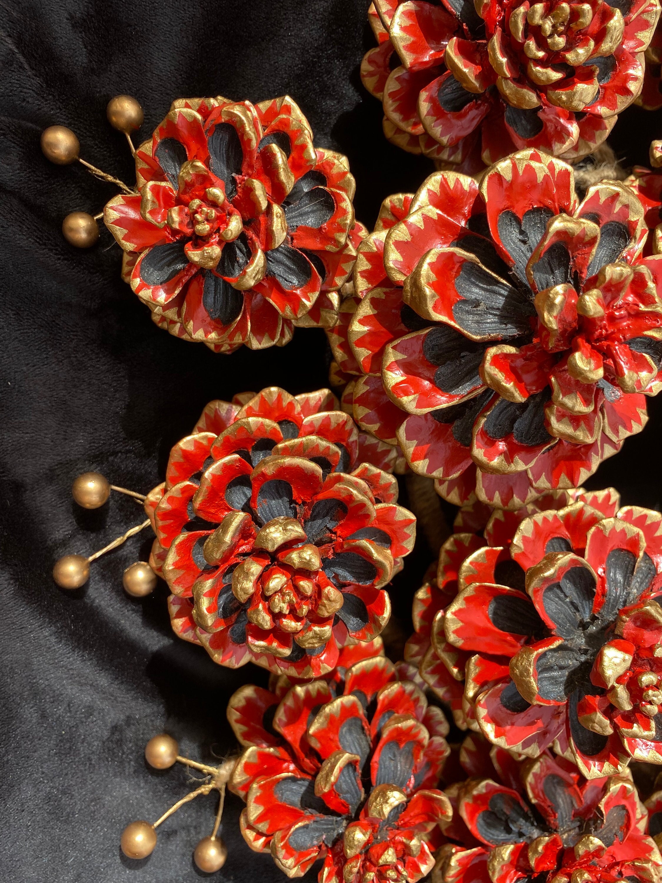 Brush Painted Pine Cones Wreath of 38 Cm Pinus Pinea Pine Cones. Hand Painted Natural Pinus ...