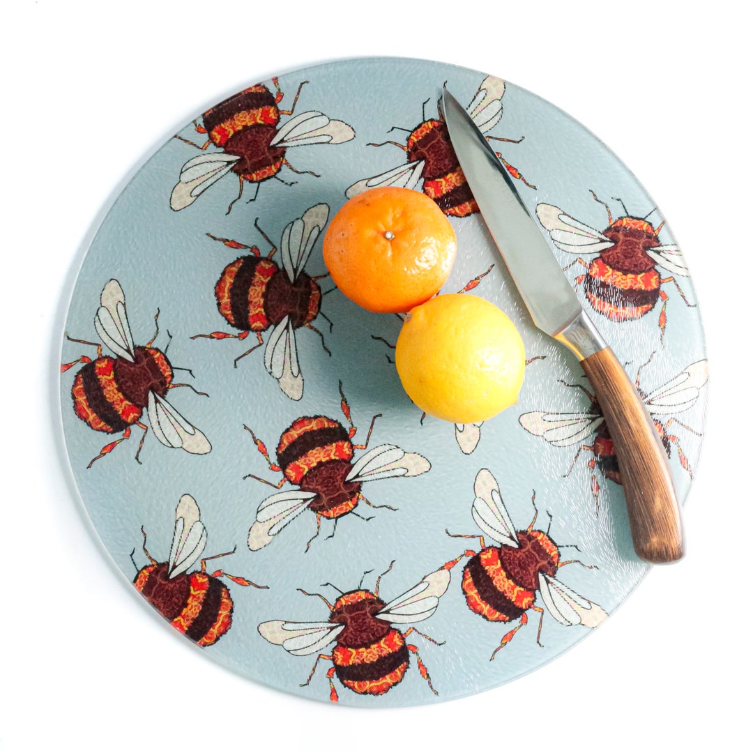 Bumble Bee Chopping Board, 30cm Circular Worktop Protector, Bee-keeper ...