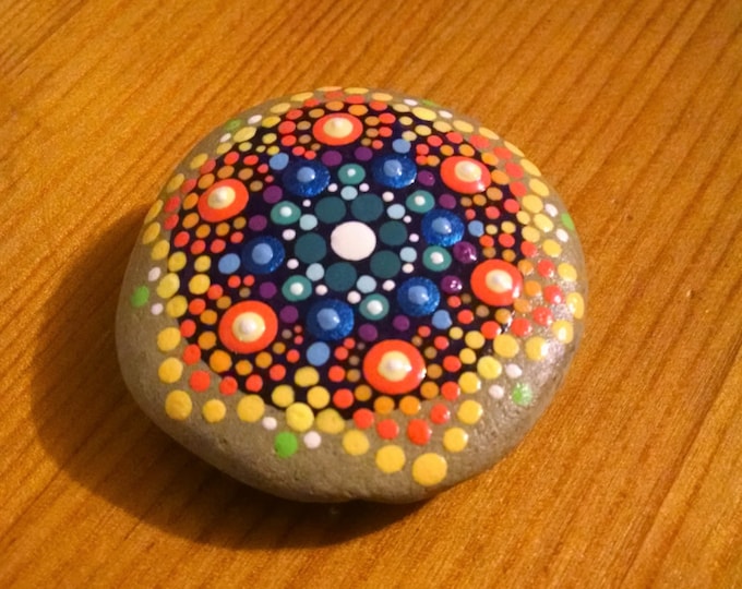 Magnet Hand Painted Rock Rainbow Dot Art Star Flower Beach Stone mini ...