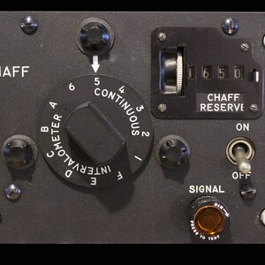 Vintage B-52 Chaff Dispenser Radar Countermeasure Control - Etsy