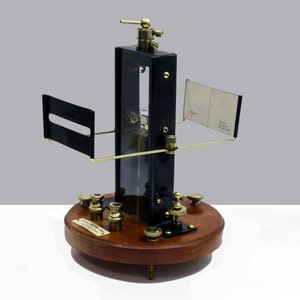 Antique Galvanometer From 1904 - L.E. Knott Apparatus Company ...