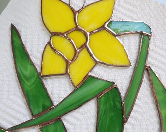Pretty Daffodil Stained Glass Suncatcher. Daffodil Flower | Etsy UK
