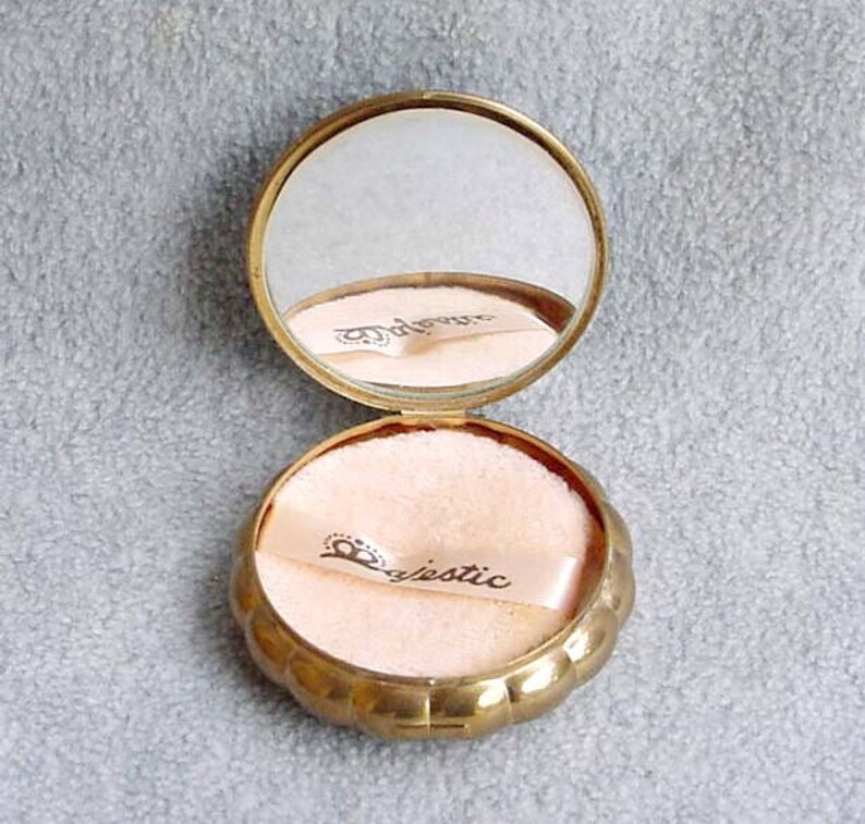 Blue Enamel Face Powder Compact With White Aster Flowers - Etsy