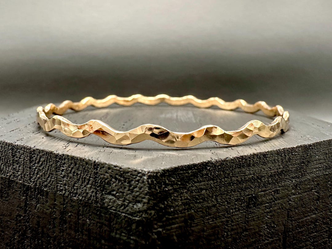 Single 12 Gauge Scallop Wave Design Hammered Stacking Bangle / Choose ...