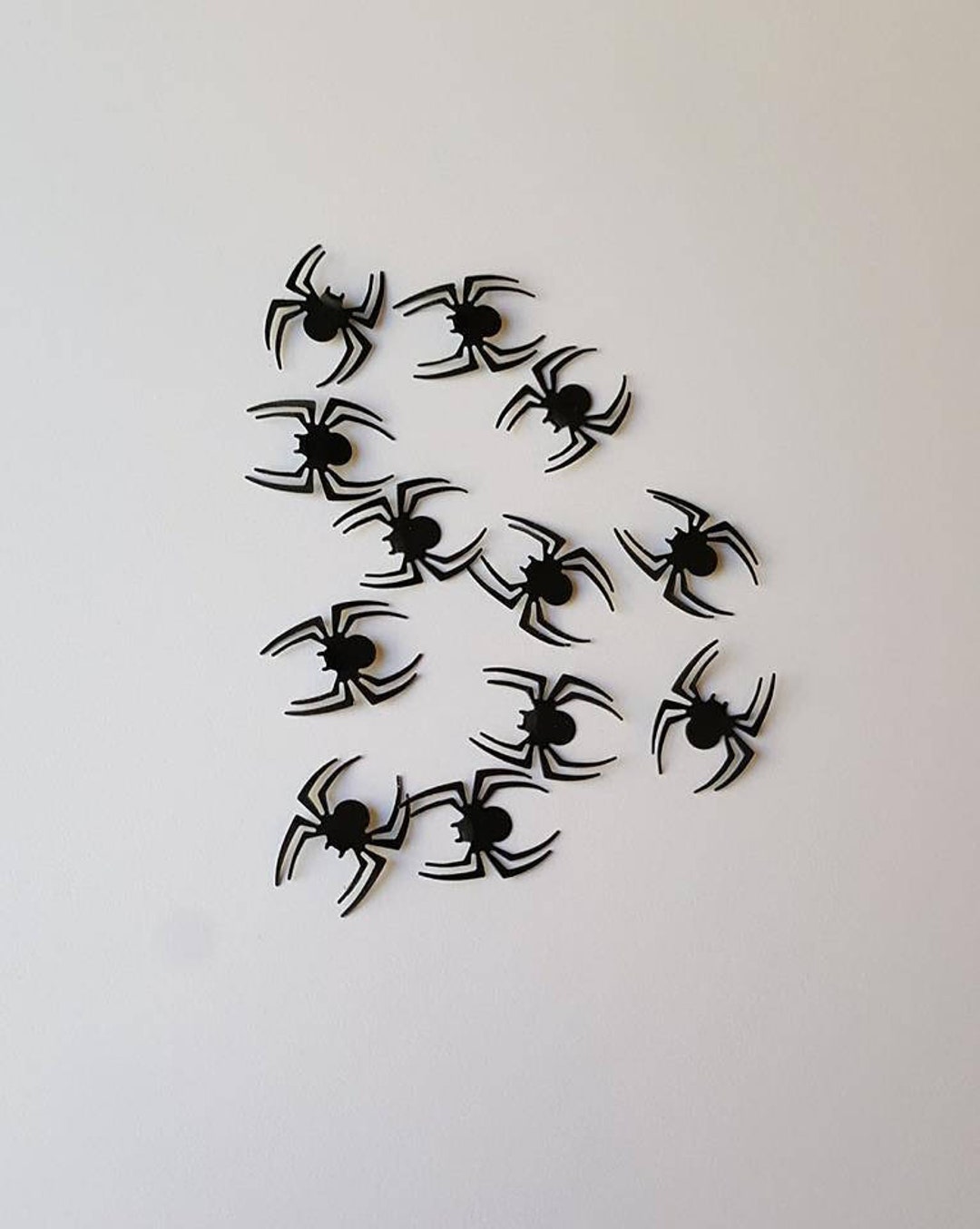 100 SPIDER CONFETTI, Halloween Party Confetti, Black Widow Confetti ...