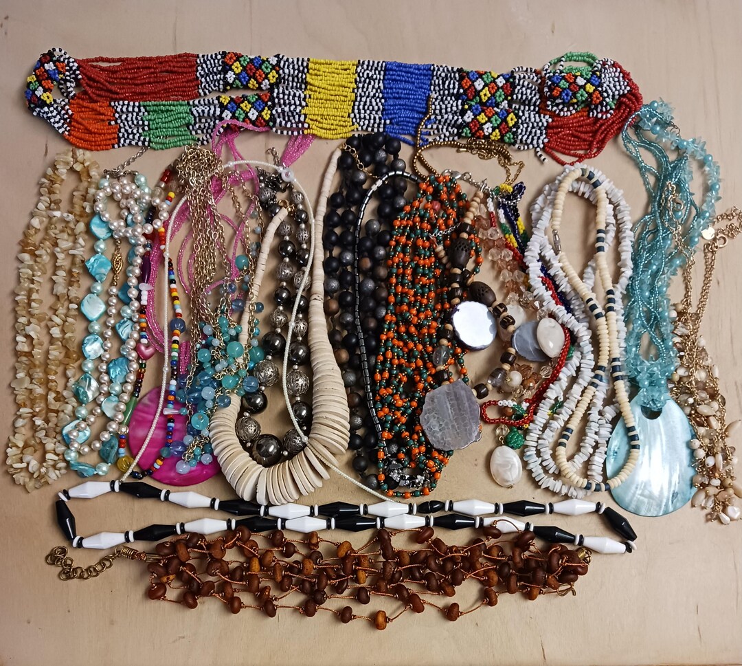 22pc Destash Broken Junk Beaded Necklace Lot Repurpose Bead Salvage ...
