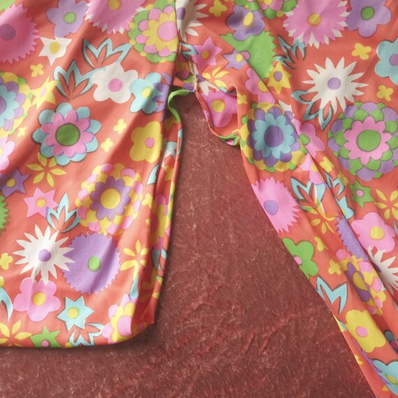 1960s Warner's orange floral kimono style robe - Gem 1960s Warner's orange floral kimono style robe - Gem