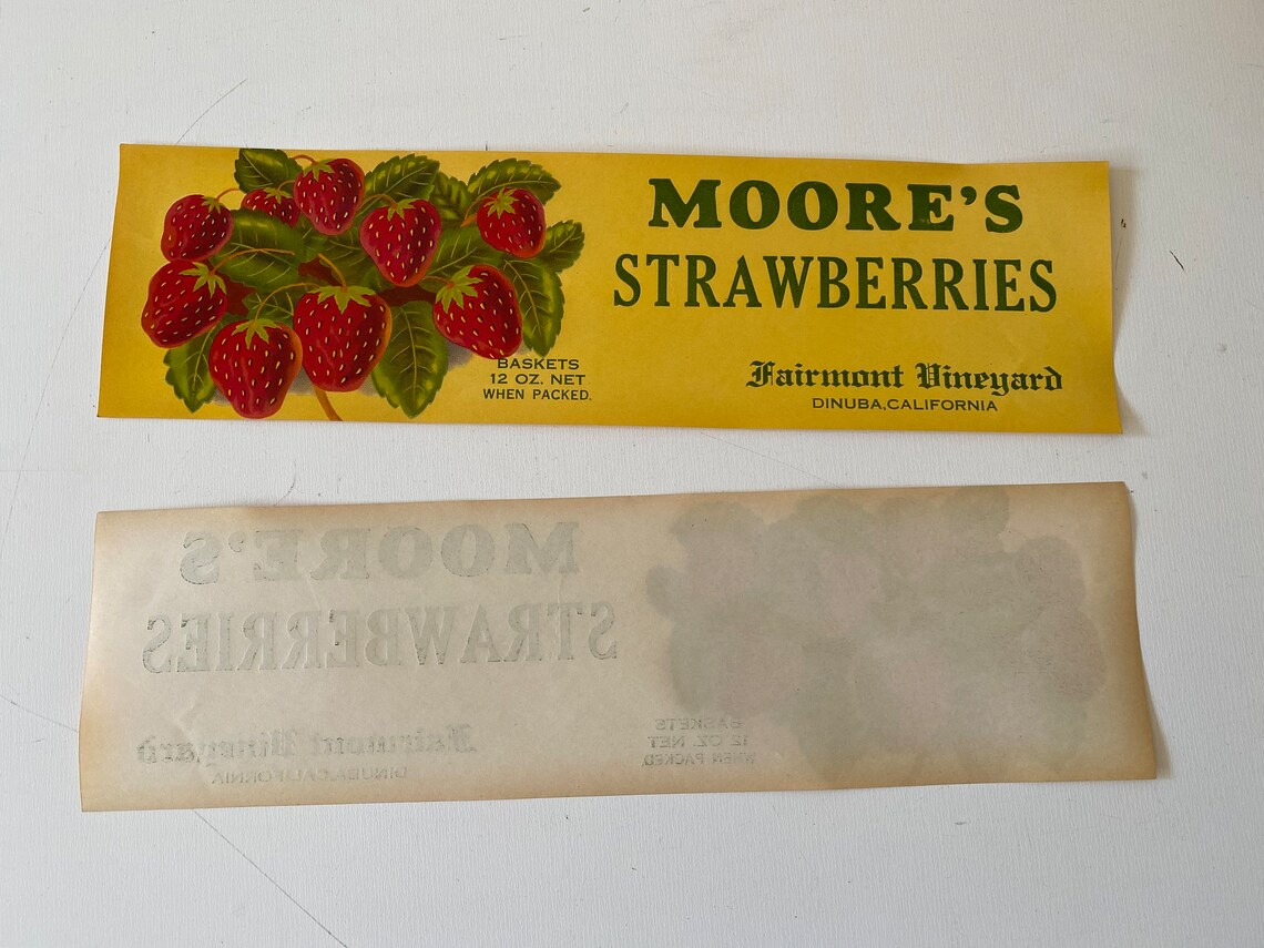 Vintage 1946 Strawberry Crate Labels Set of 2 Moore's Strawberries ...