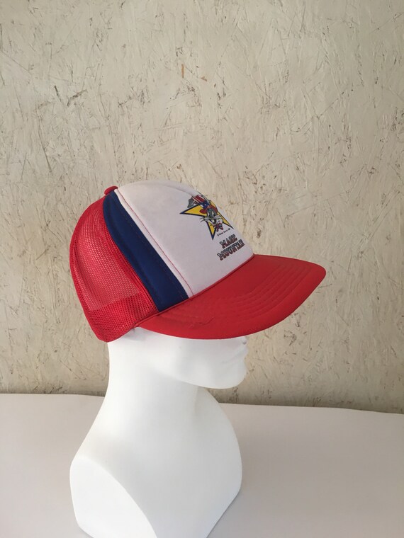 80s Magic Mountain Snapback 1986 Bugs Bunny Trucker H… - Gem