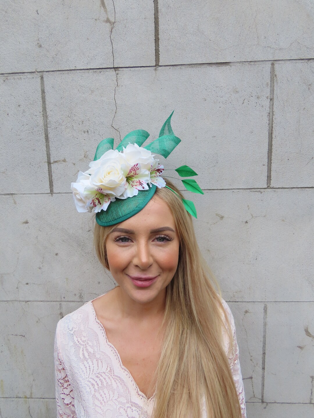 Emerald Green & Ivory Cream Rose Lily Flower Feather Hat Fascinator ...