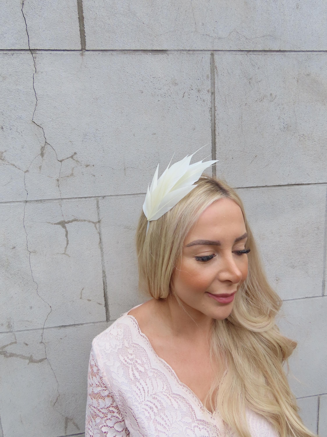 Cream Feather Fascinator Races Wedding Guest Headpiece Hairband Alice ...