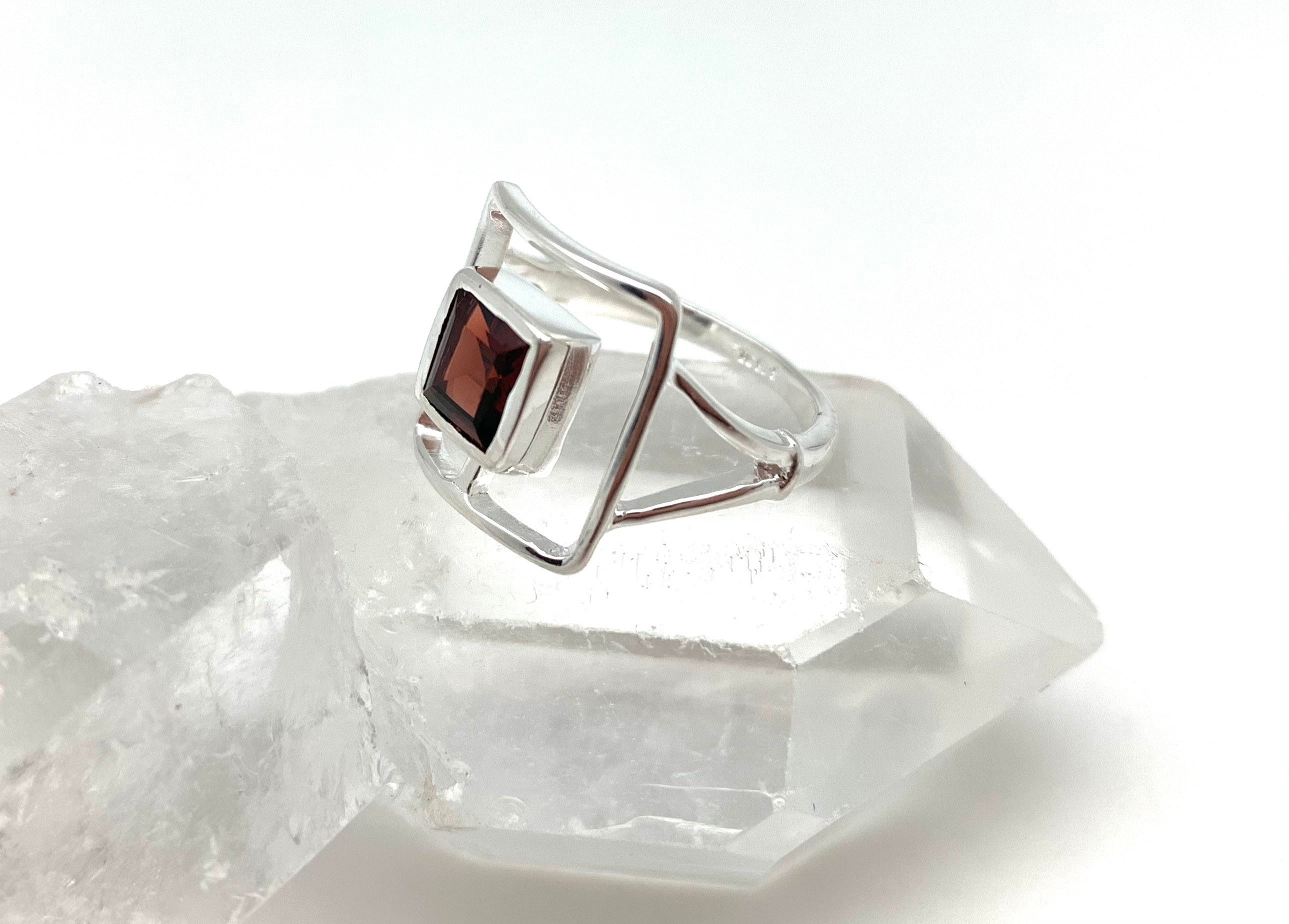 Garnet Square Ring Size 6, 7, 8 / Garnet Geometric Silver Ring / Modern ...