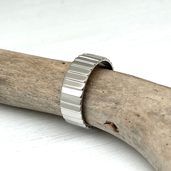 Etched Silver Ring - Etsy
