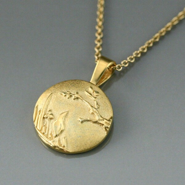 Gold Medallion - Etsy