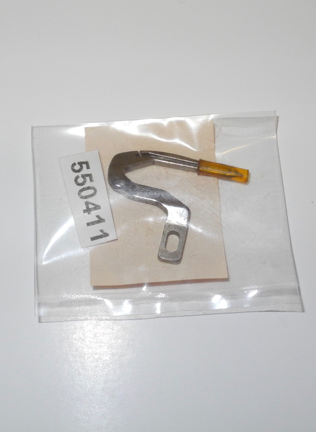 Lower Looper, Pfaff, Singer #550411 4762 Hobbylock, 4772 Coverlock ...
