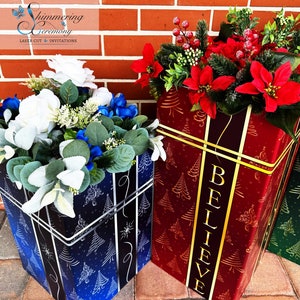 Christmas Present Flower Box Sign Welcome Sign Xmas Wrapping Paper ...