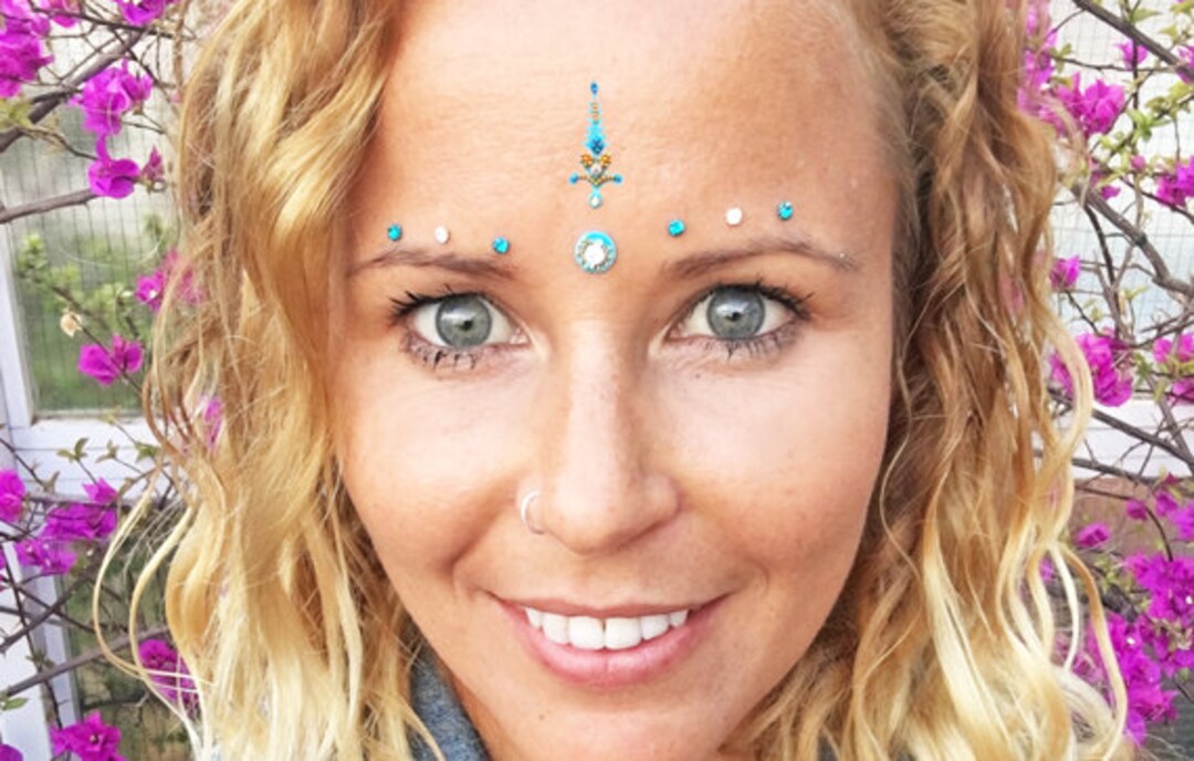 Bonnaroo Bindi Set - Face Gems Stick Bindi Dots Jewels Bindi Dots ...