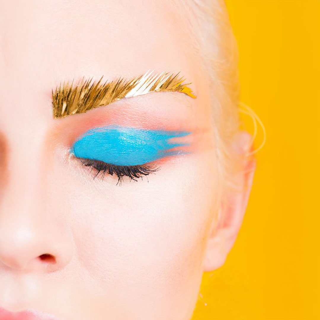 Golden Eyebrows - Enchanted Eye Contact - Holographic Lines - Face Gems ...
