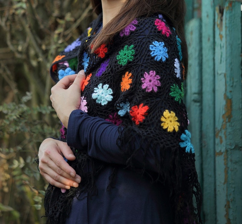 Crochet Wrap Shawl_ Floral Shawl_ Handmade Shawl for Autumn - Etsy