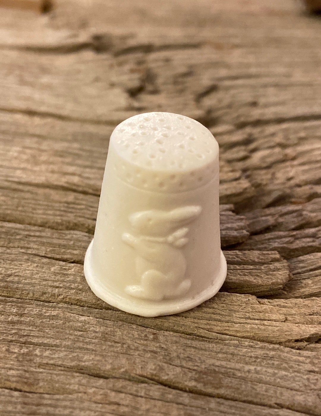 Vintage Bisque Thimbles 8 Count Easter Bunny Paintable Bisque Thimbles ...