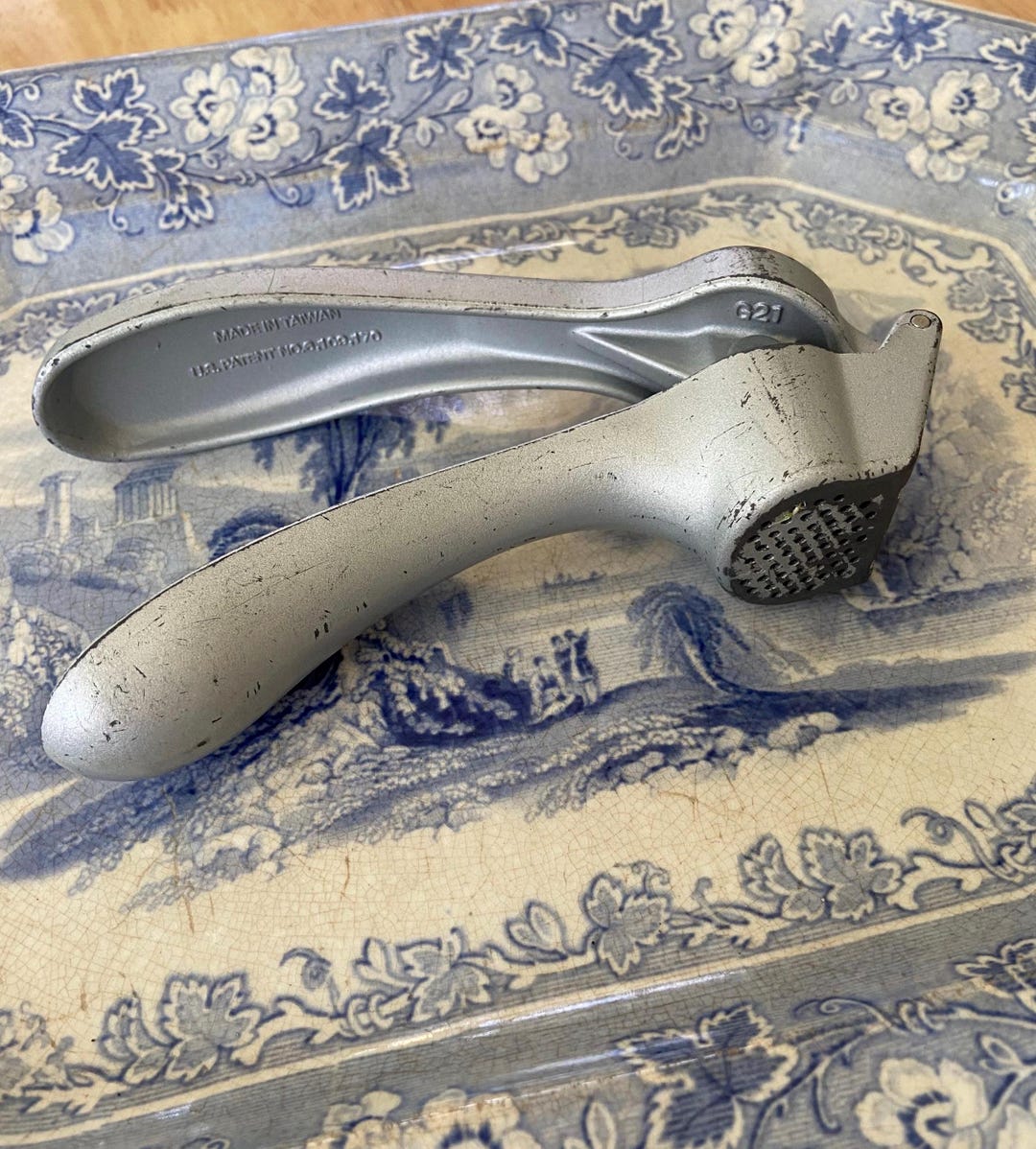Vintage Pampered Chef Garlic Press - Etsy