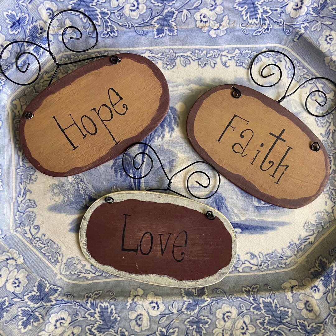 VTG Faith Hope and Love Wooden Signs With Scrolling Wire Hangers ...