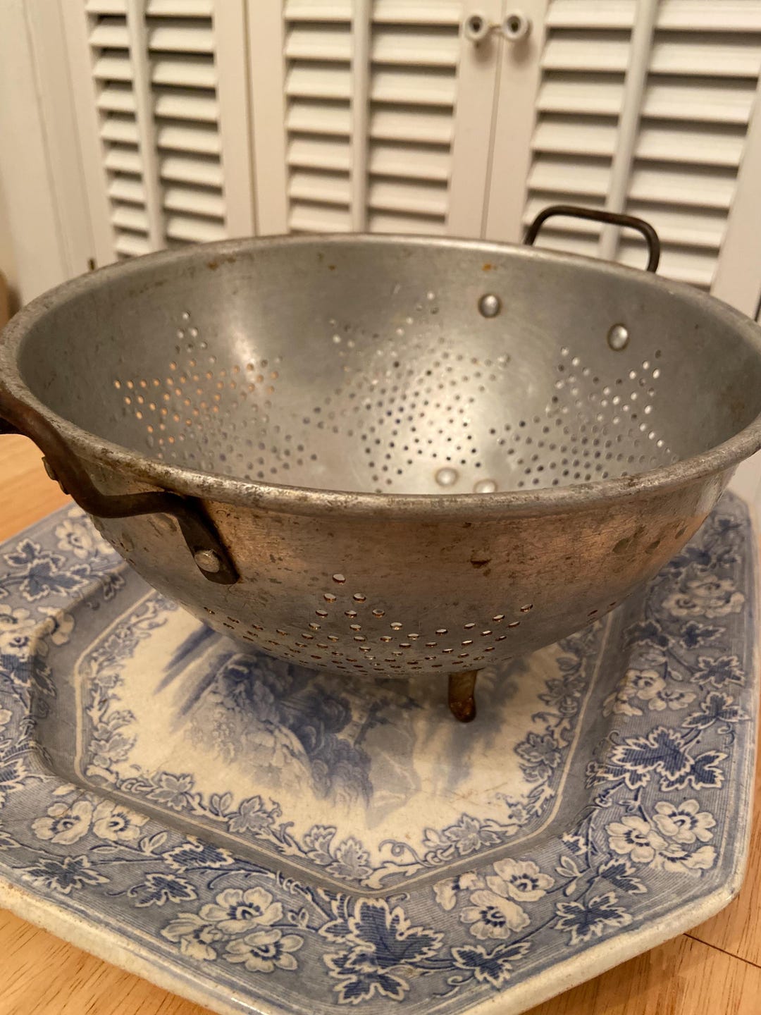 Vintage Rusty Colander With Star Pattern - Rustic Footed Strainer With ...