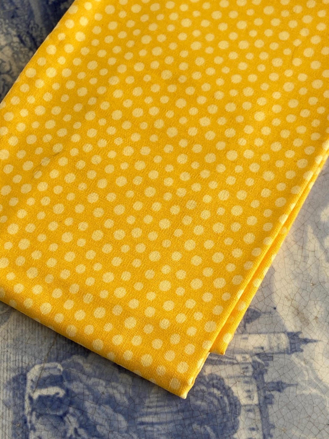 Banana Dots Fat Quarter Cotton Quilting Fabric - Etsy