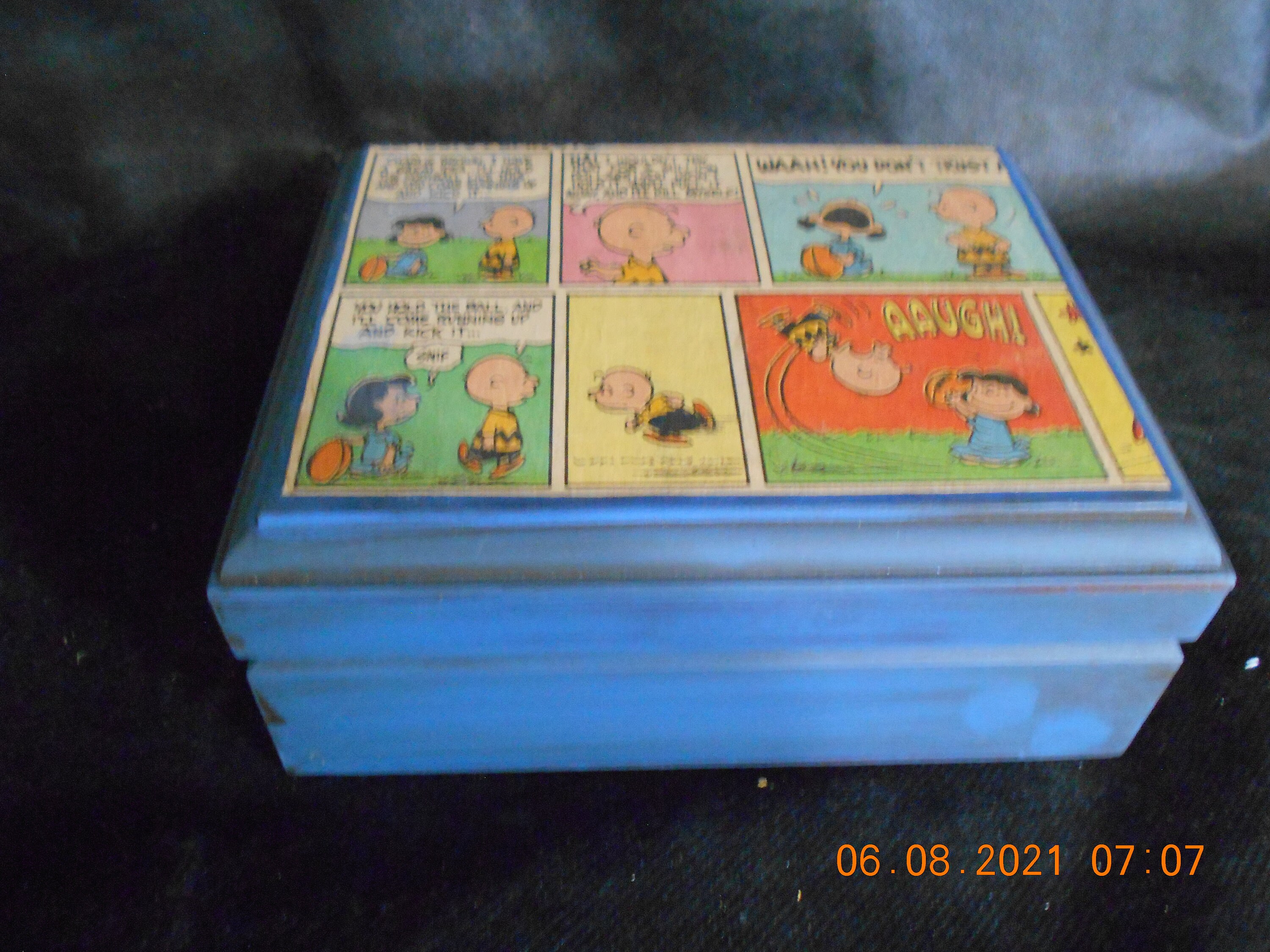 Peanuts Wood Box upcycled | Etsy