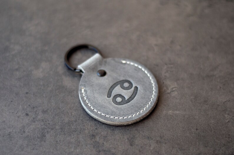 Personalized Leather Key Holder Round Key Holder - Etsy