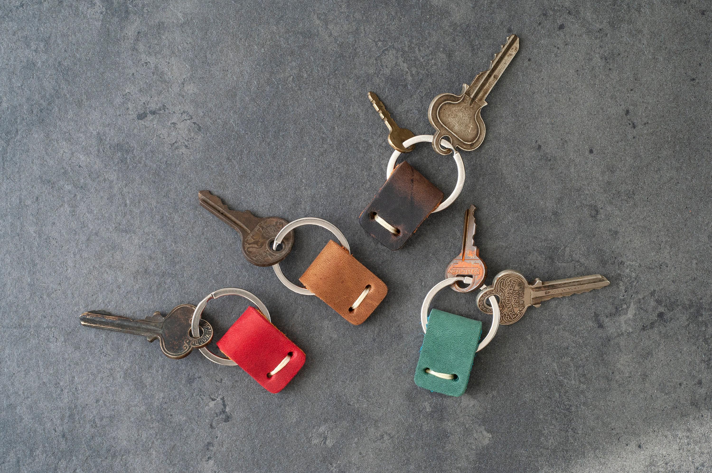 Tiny Personalized Leather Key Holders , Small Minimalist Key Ring , Key ...