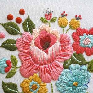 Floral Embroidery PATTERN, Vintage Inspired Embroidery Kit,instant ...
