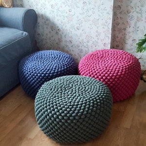 Gehaakte gele ronde poef / grote wollen poef / gebreid vloerkussen ...