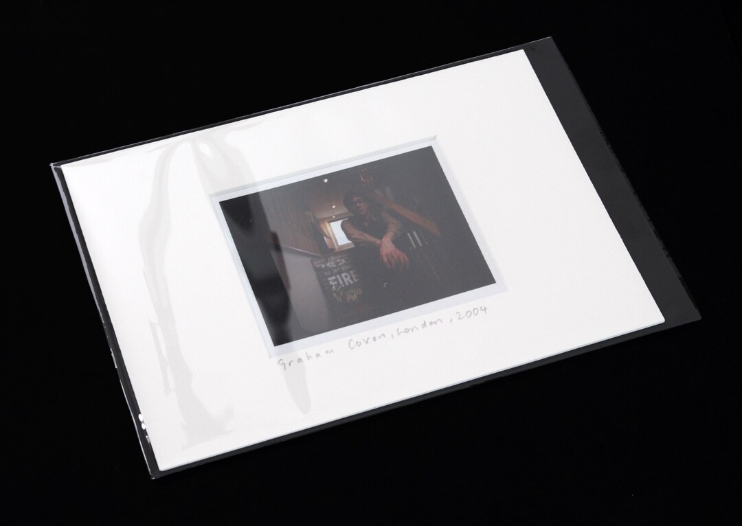 GRAHAM COXON London 2001, Unique Mounted Vintage Polaroid, Signed by ...