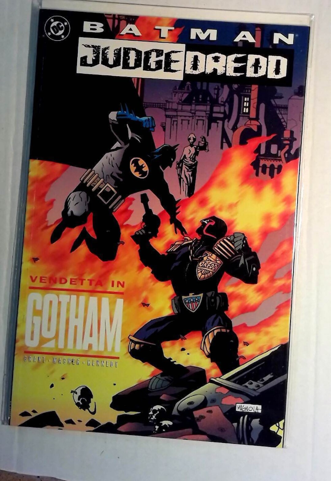 Batman/judge Dredd: Vendetta in Gotham 1 DC Comics 1994 1st - Etsy