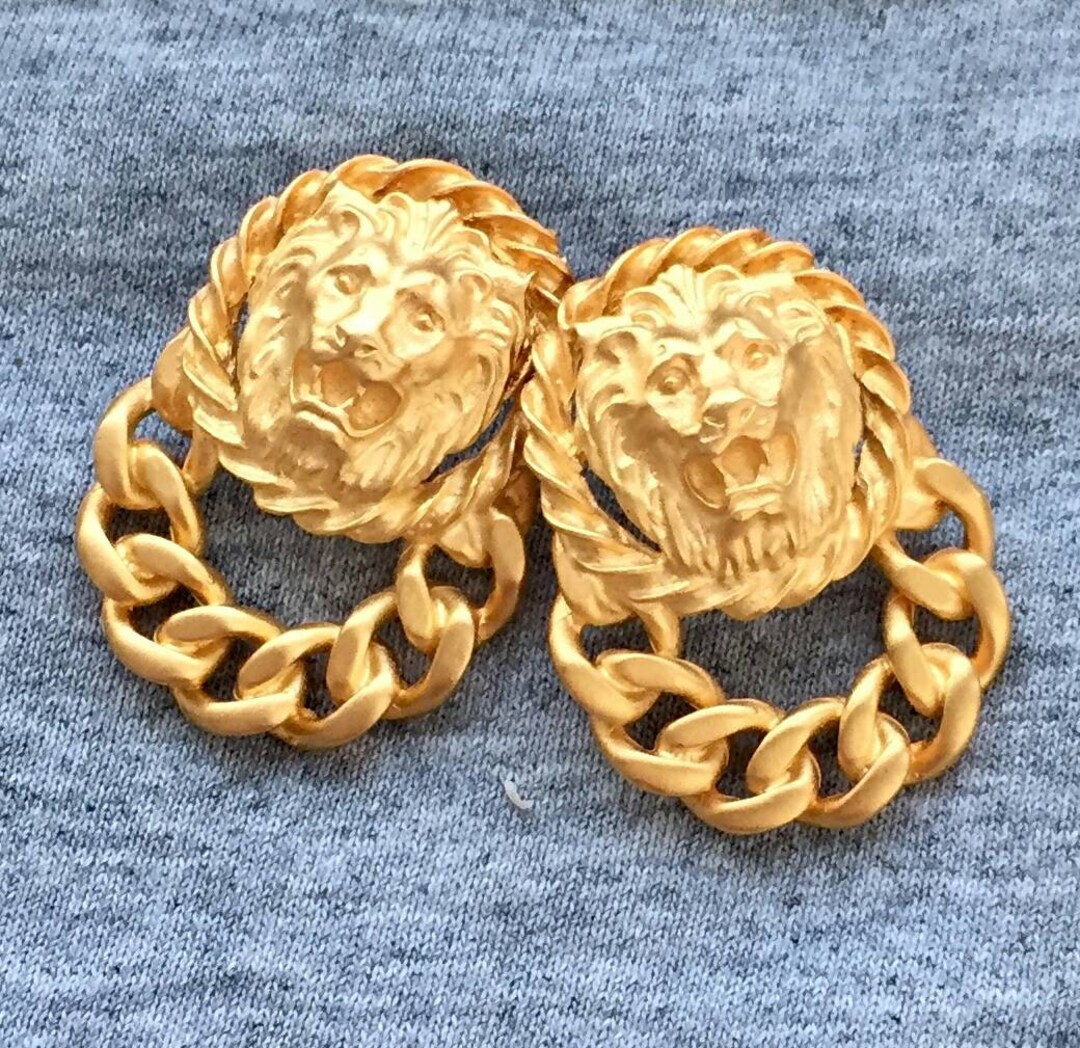 Chic Anne Klein 80s Lion Door Knocker Hoop Earrings Chain Link Pierced ...